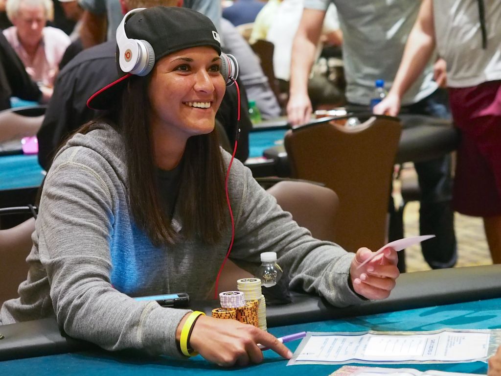 Event 10, Day 1C: Barry Chazen (308K) Leads 74 Survivors | Seminole ...