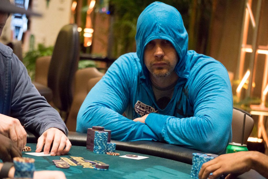 Championship Day 3: Corey Hochman Eliminated in 10th Place by Joe ...