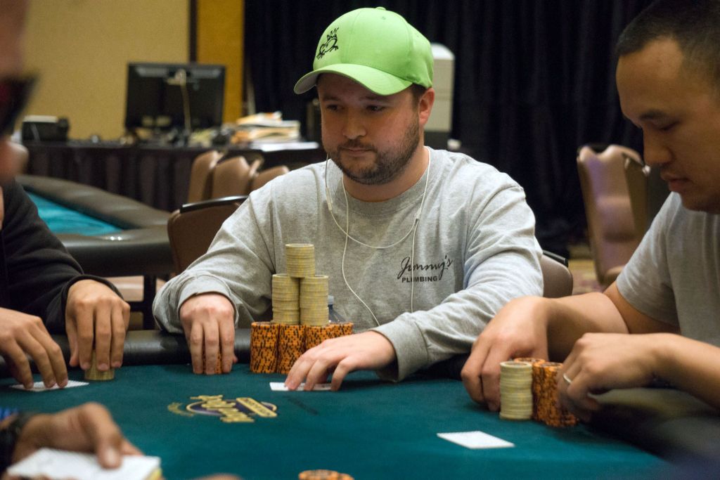 Event 1 Flight G: Chip Leader Hunter Ritchie Helps Burst the Bubble ...