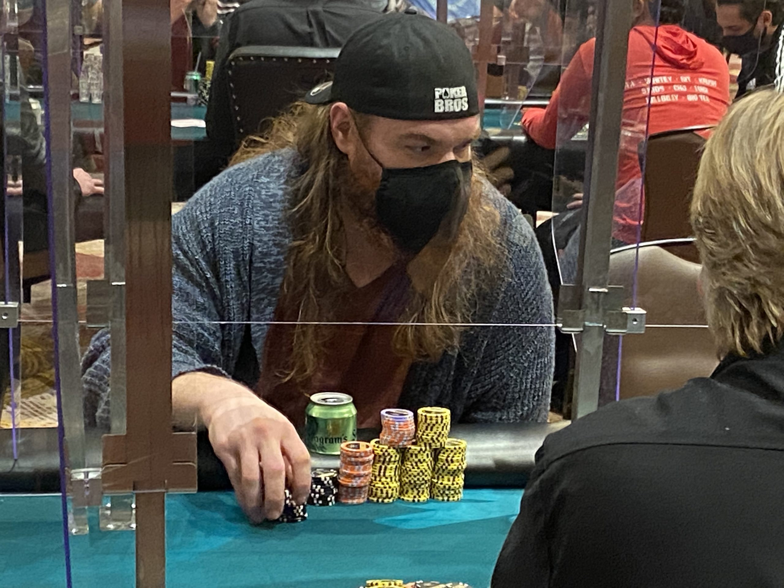 Championship Day 1A: Matt Stuff Approaching 400K | Seminole Hard Rock ...