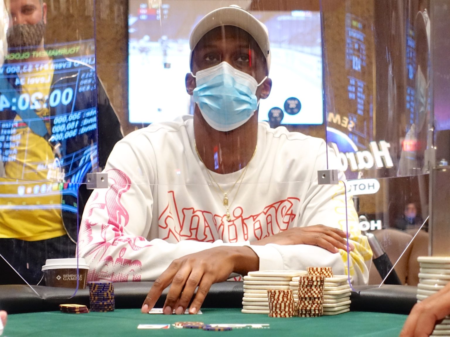 Championship: Robel Andemichael Shoves the River Against Ronnie Bardah ...