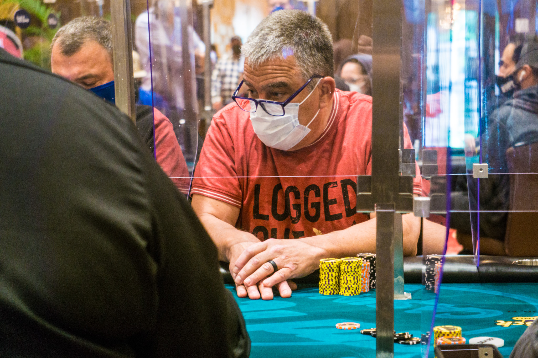 Championship Day 1B: Mike Chavez Leads the Field at the Break with 210K ...