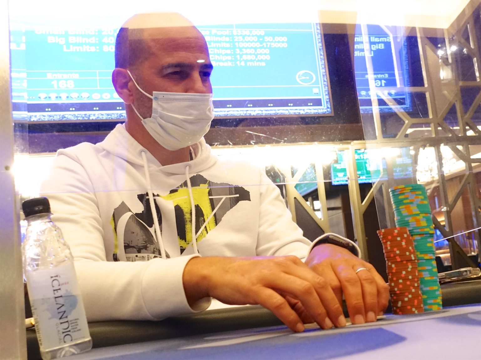 Event 29: Haim Or Krief Shoves the River, and Anthony Zinno Tanks for ...