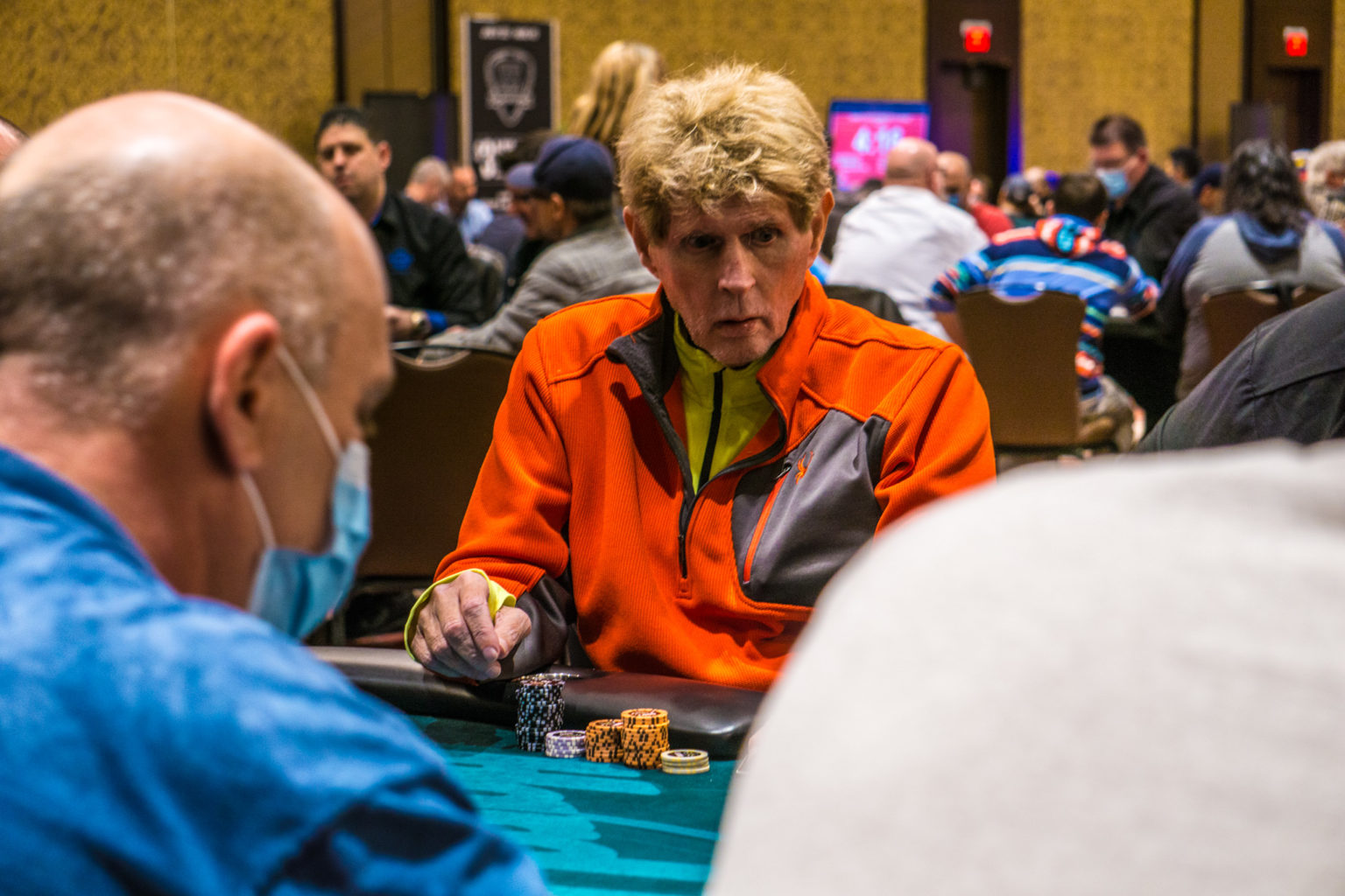 Event 15 Flight E: Tim Kegel Knocks Out a Player | Seminole Hard Rock ...