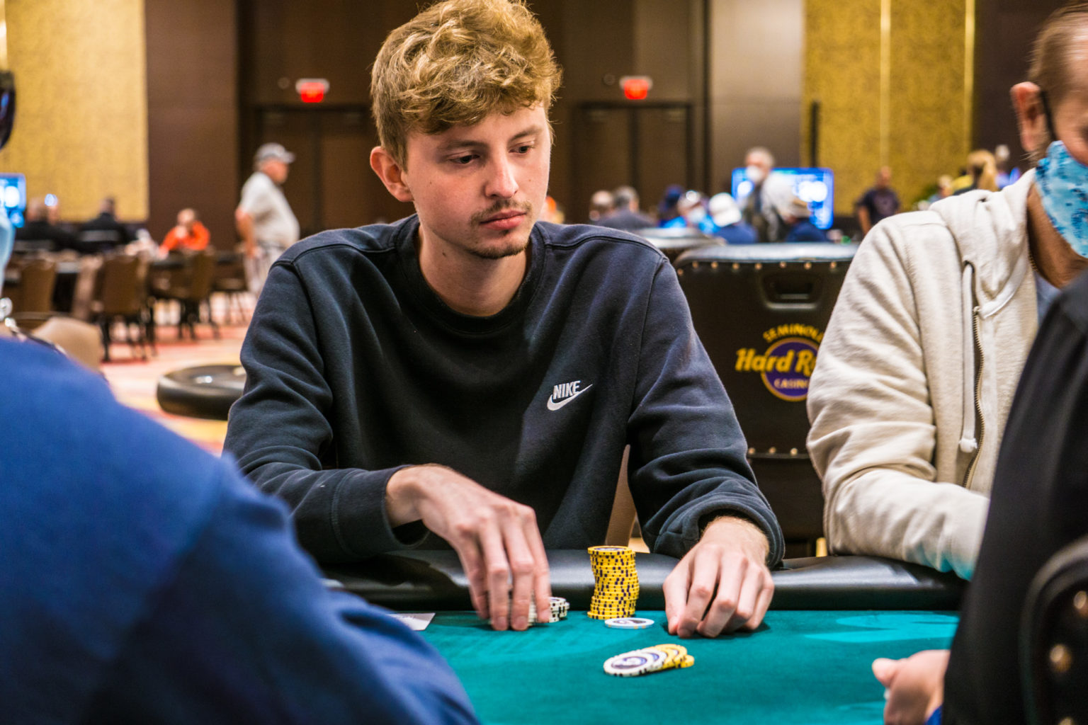 Event 20: Kyrylo Kobzyev Doubles Thru Igor Tretyakov | Seminole Hard ...
