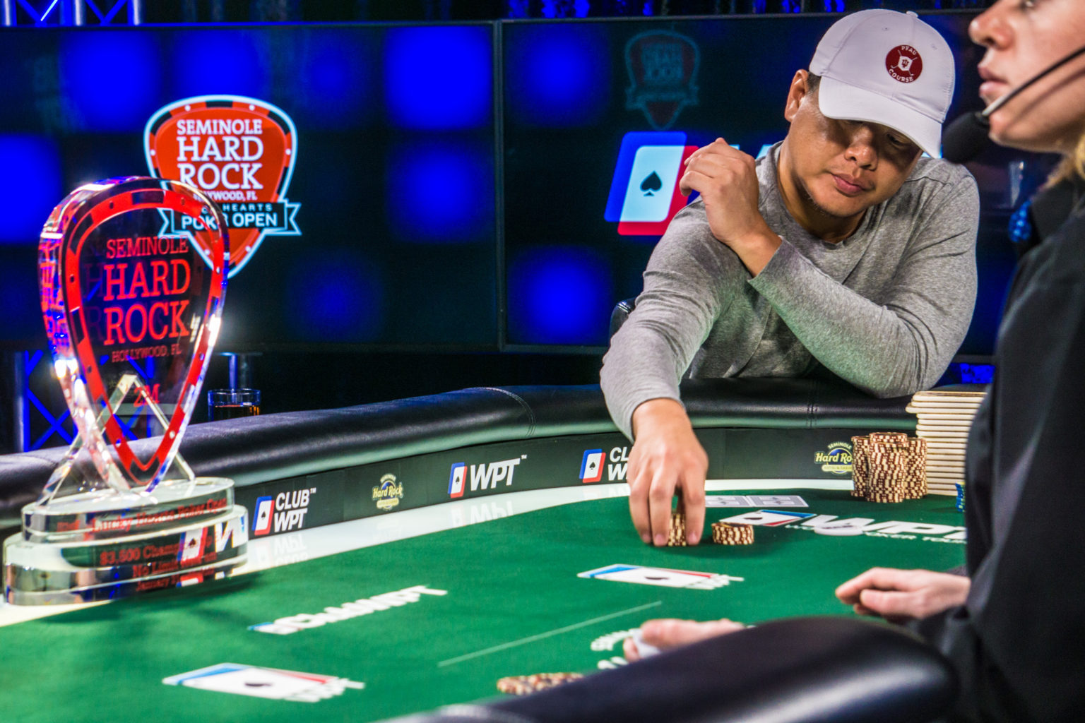 Championship: Alex Yen Wins! ($975,240) Anton Wigg Finishes as Runner ...