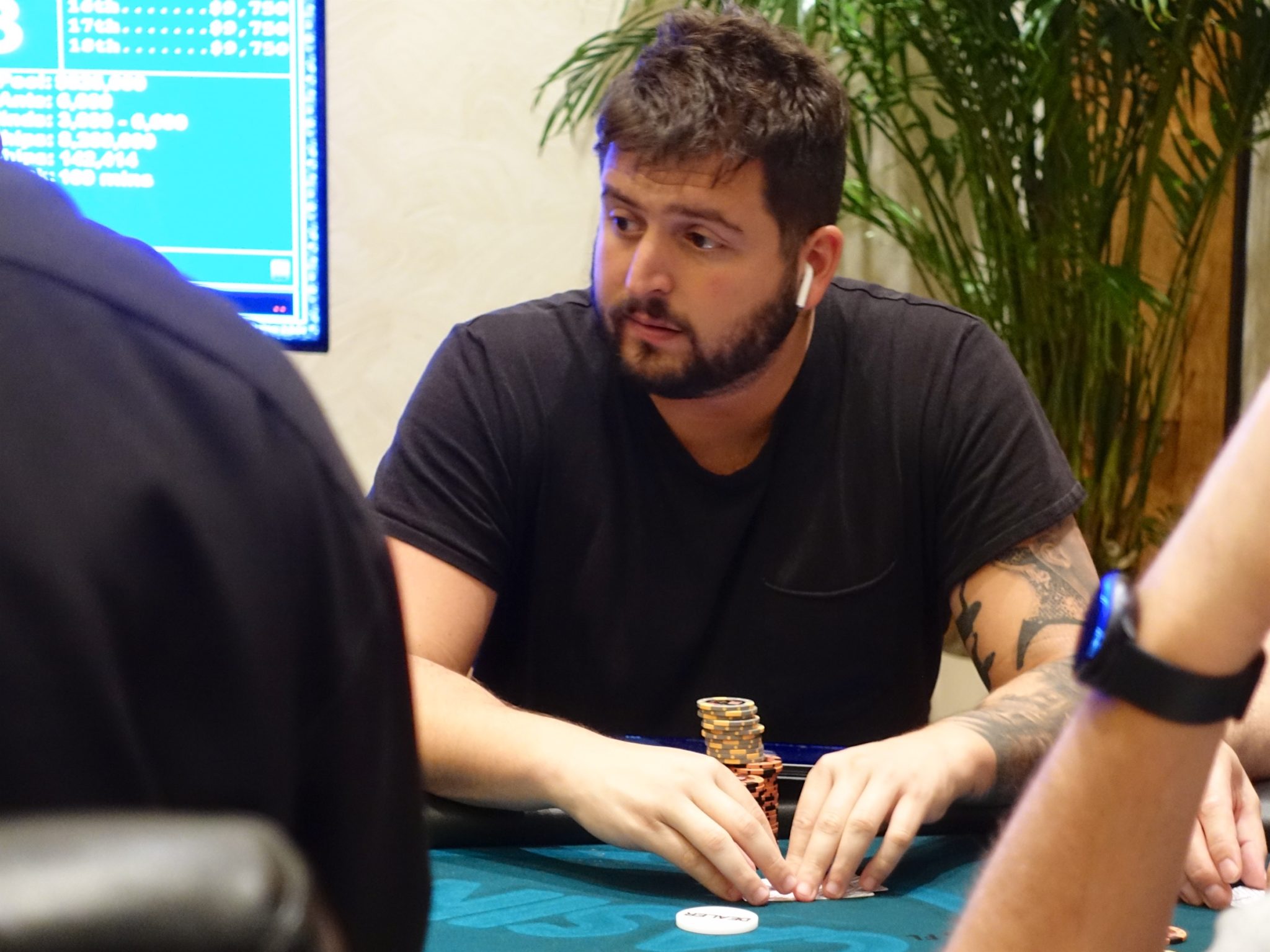 Event 19: Jake Schwartz Doubles Up with Aces | Seminole Hard Rock ...
