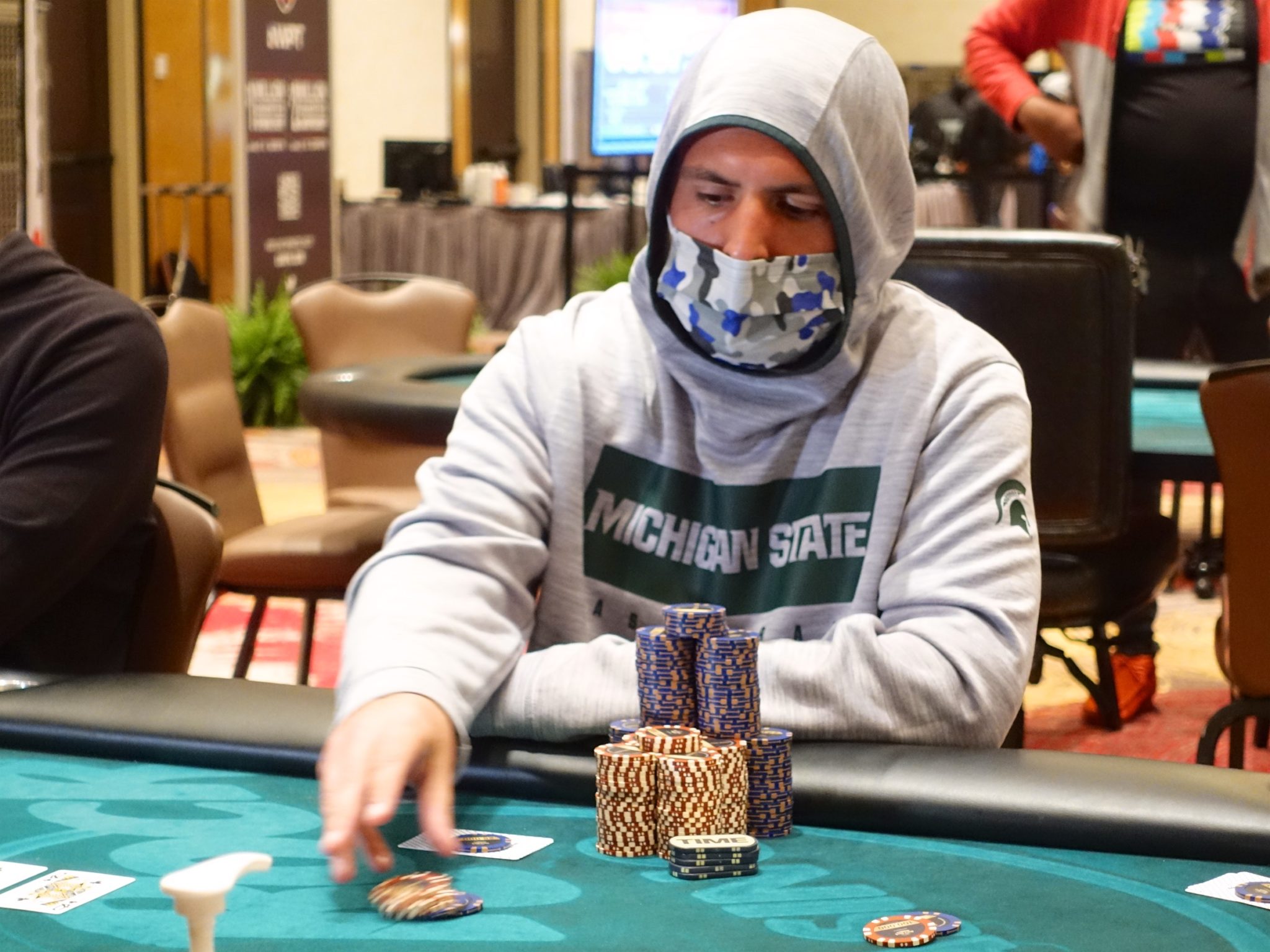 Championship: Josh Kay Leads the Remaining 16 Players Into Day 4 ...