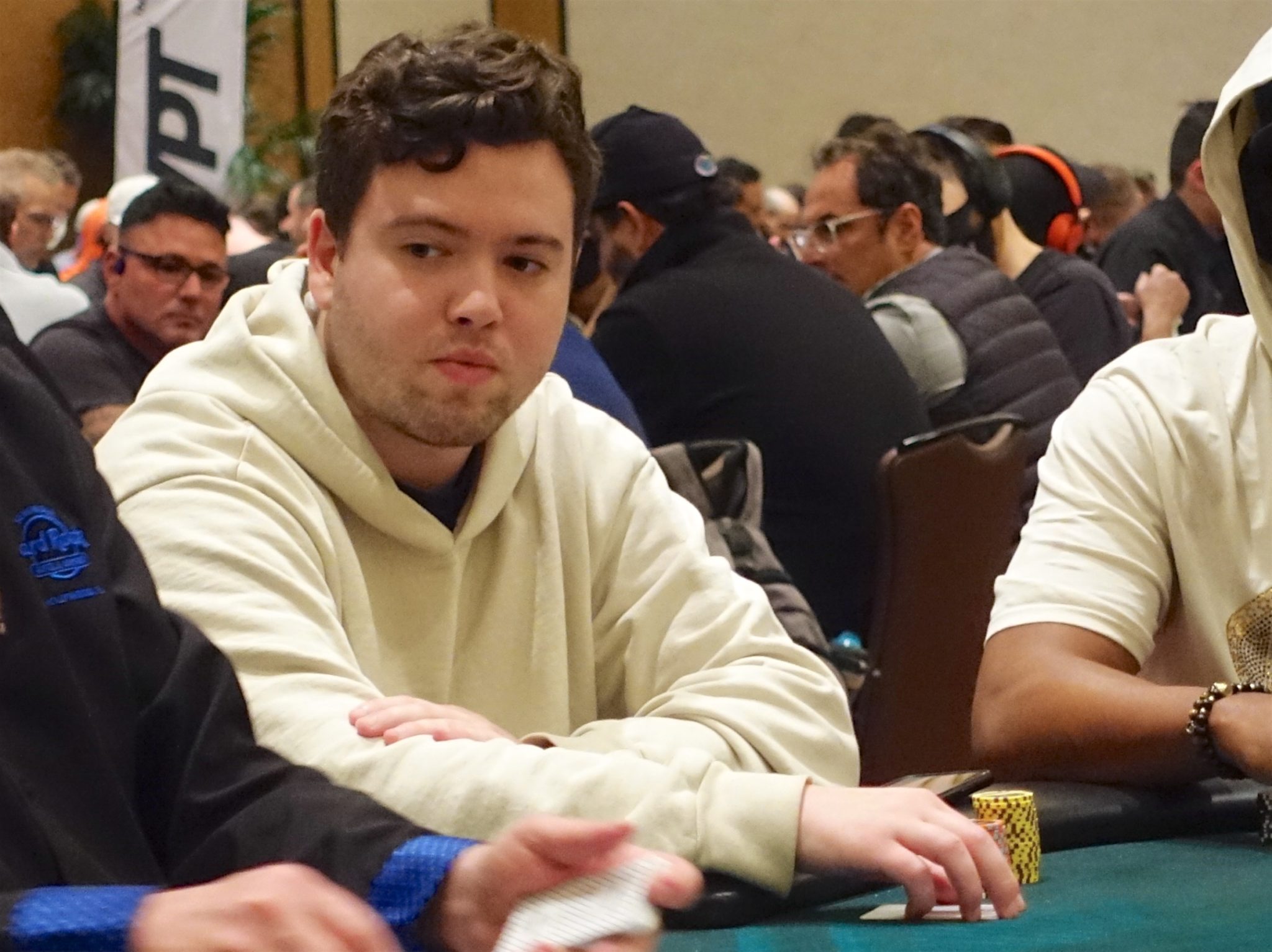 Championship Day 1A: Tyler Hirschfeld Knocks Out a Player | Seminole ...
