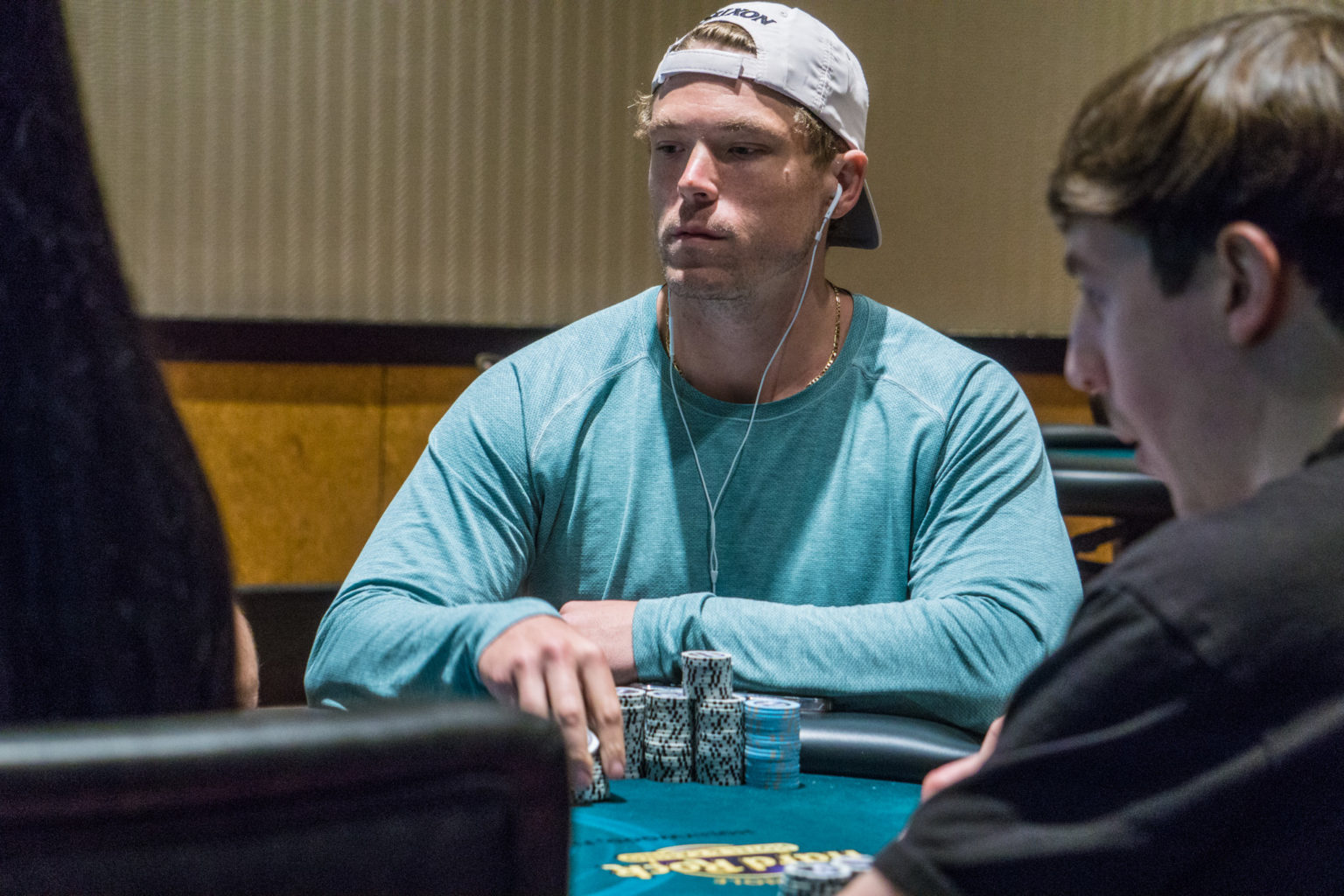 Super High Roller: Alex Foxen Takes a Solid Lead on the Money Bubble ...