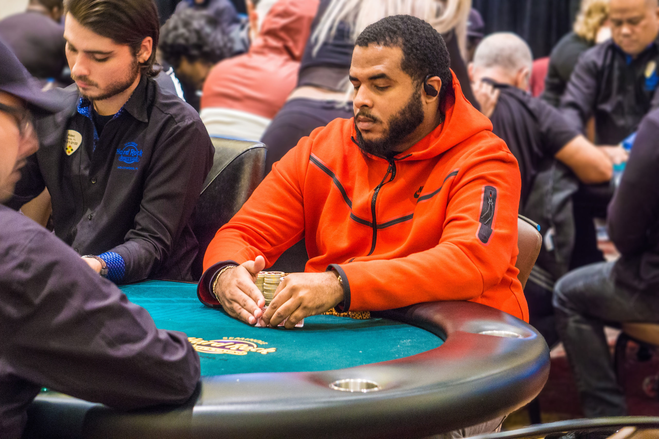 Event 1 Flight C: Phillip Theard Leads the Field at the Break with ...