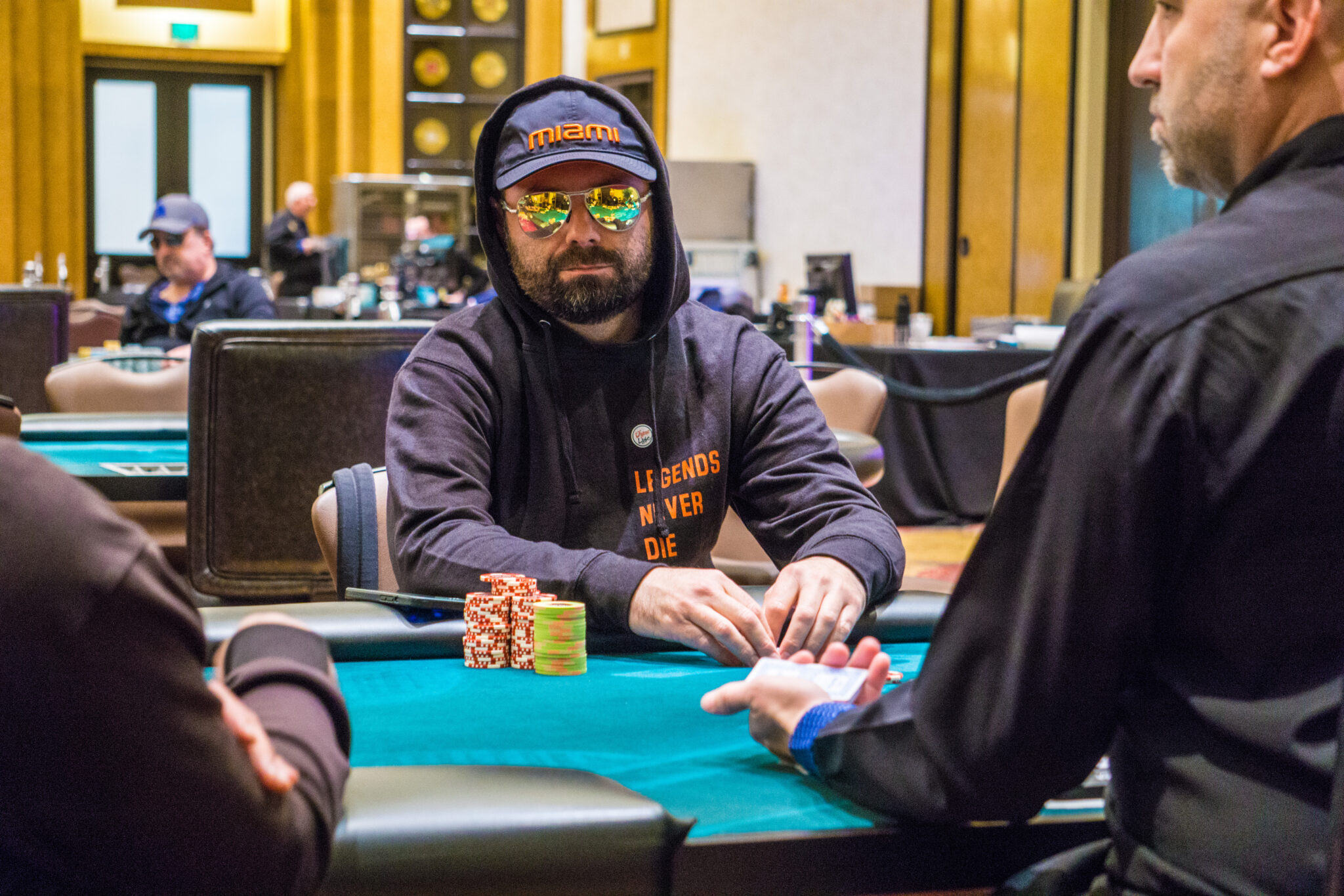 Event 1: Steve Karp Reaches 40.6 Million Against Amin Akhlaghi ...