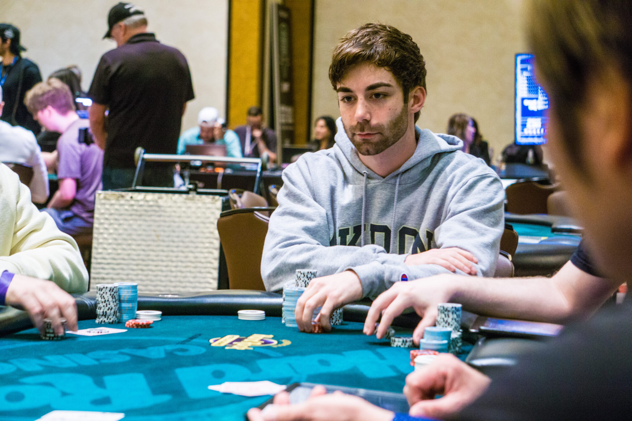 High Roller: Frank Lagodich Doubles Thru Eli Berg | Seminole Hard Rock ...