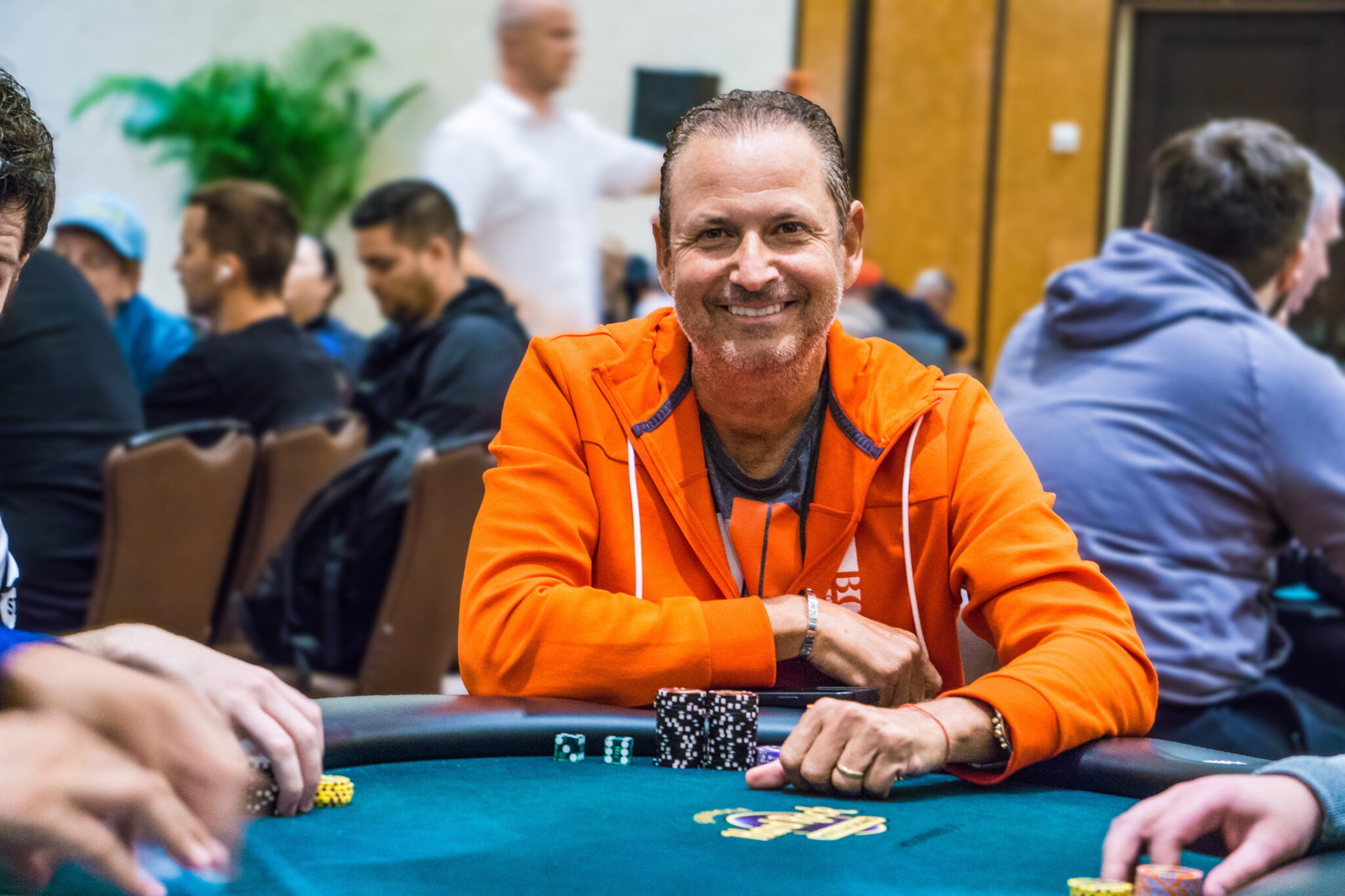 Championship Day 1A: Eric Afriat Among the Early Chip Leaders ...
