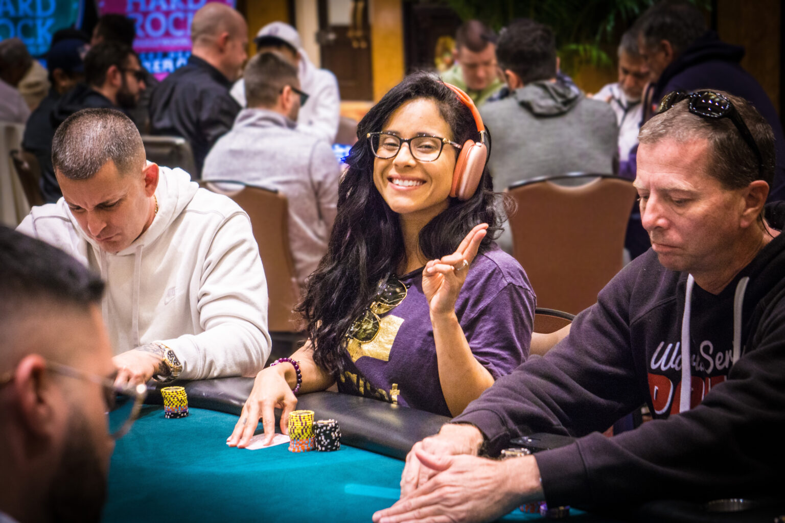 Championship Day 1B: Jessica Cai Eliminated by Bradley Hinson ...