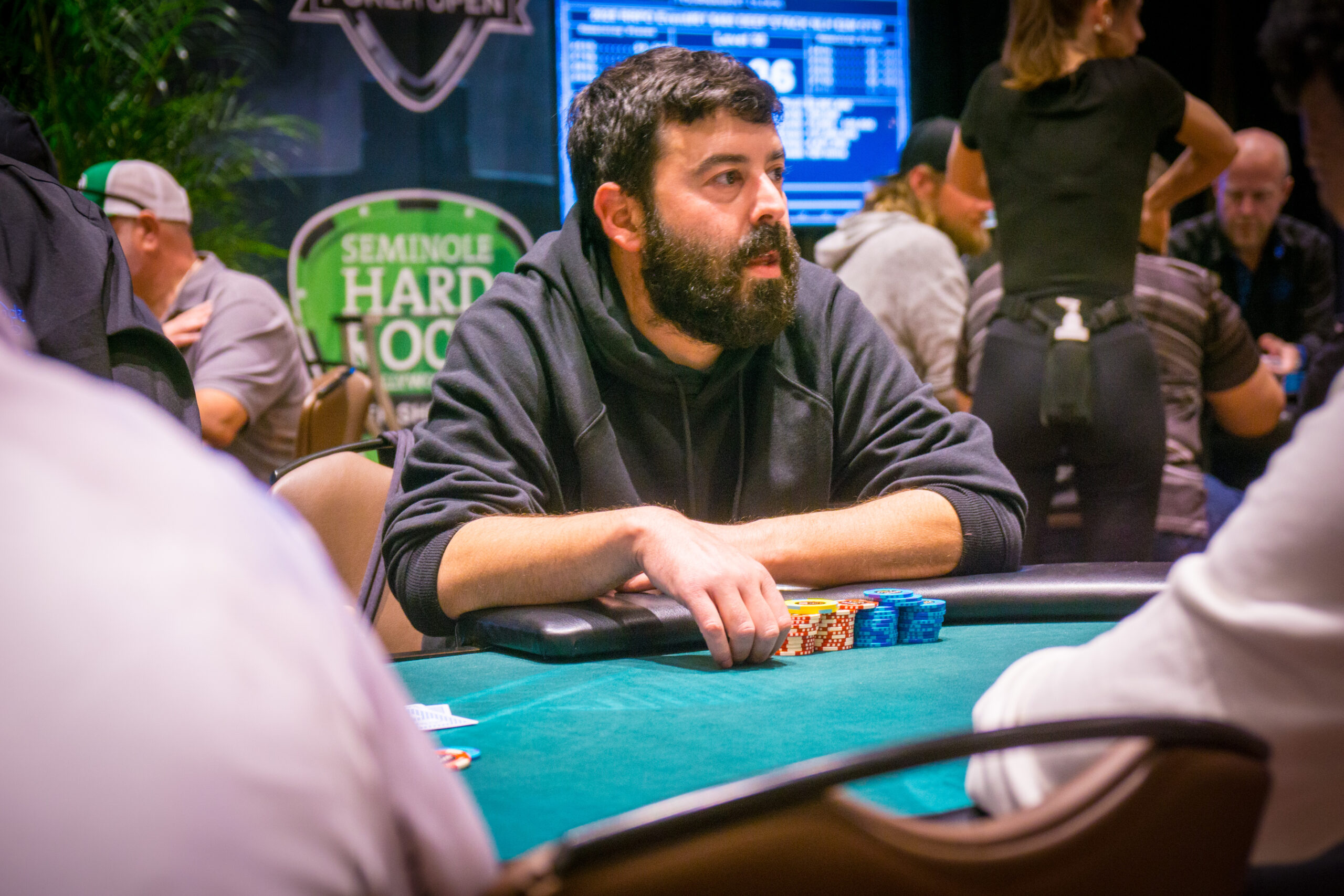 Event 1: Aaron Pinson Doubles Thru Dario Dussan | Seminole Hard Rock ...